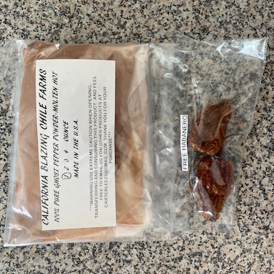 1 Ounce 100% Pure Ghost Pepper Powder Fiery HOT Proudly Made in the U.S ...