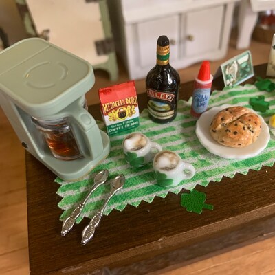 Miniature Beehive Bookshelfmini Bookshelf and Tablemini Bee - Etsy