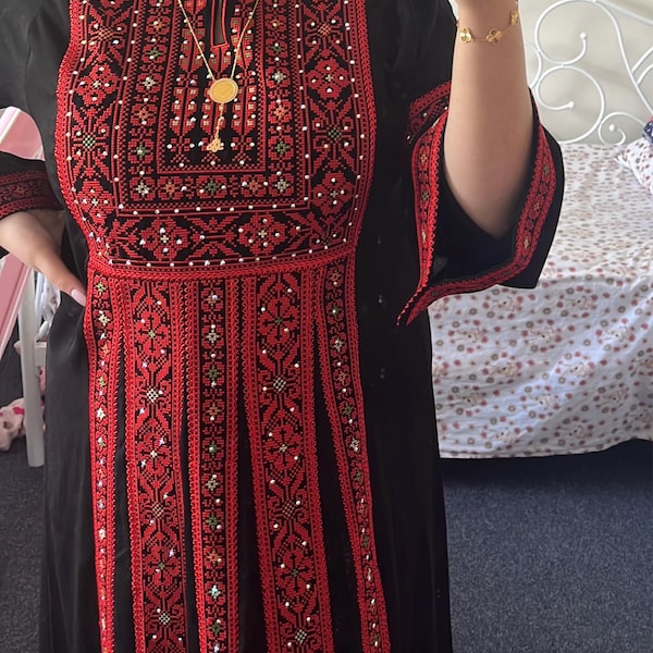 Palestinian Thobe Thob Embroidery Tatreez Red Sanabel - Etsy