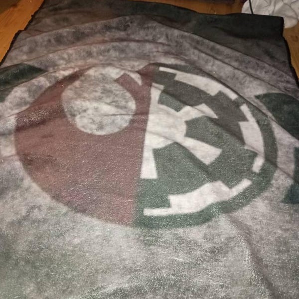 Black and Gold Roman Rug, for Living Room, Medusa Carpet, Greek Key Rug ...