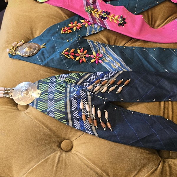 Filipino Tribal Ceremonial Garland: Ethnic Batik Tubaw Gong Lei for ...