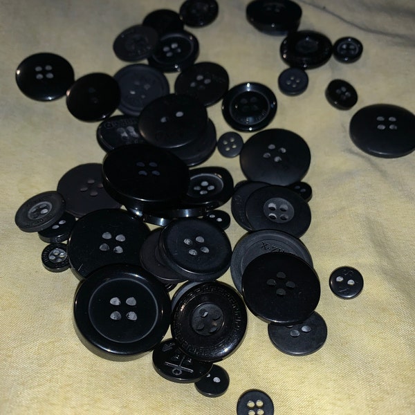 50 Black Button Mix, Assorted Sizes, Sewing, Crafting, Jewelry, Collect ...