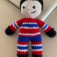 CROCHET PATTERN: Hockey Player Amigurumi Crochet Pattern - Etsy Canada