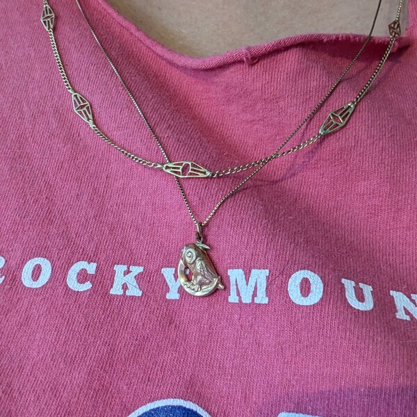 10k 1900 Locket of a Raised Lion Head -diamond in Mouth Green Gemstone ...