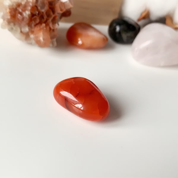 Carnelian Crystal - Tumbled Stone Polished Gemstone / Energizing ...