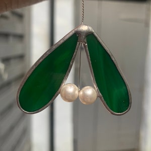 3 Glass Bauble, Mistletoe Christmas Decoration, Mistletoe Tree ...