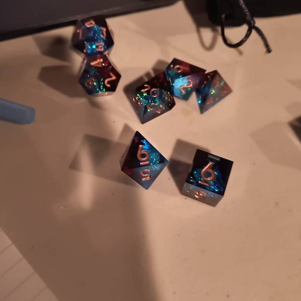 Blue Lightning DND D20 Dice, Resin Sharp Edge Dice Set, D&D Dice Set ...