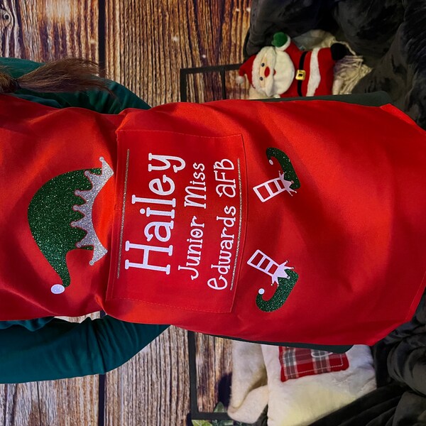 Elf Costume Split Text Frame Svg Png Files, Christmas Svg, Elf Boots ...