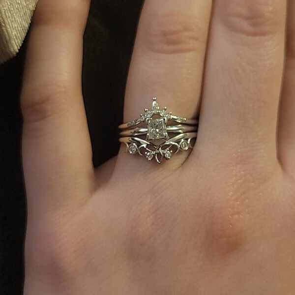 Unique Double Curved Moissanite Wedding Band Solid Gold Moissanite Ring ...