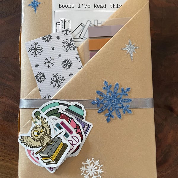 Blind Date With a Book Box Gifts for Book Lovers Personalized Book Gift ...