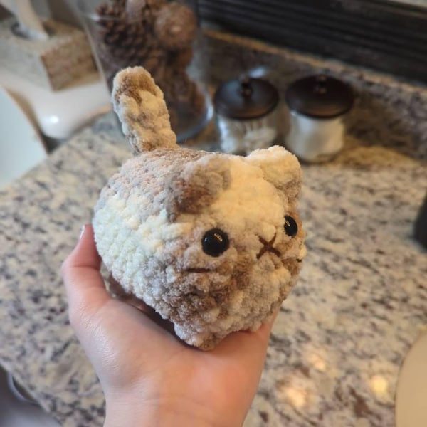 Crochet Mini Loaf Cat Plush| Amigurumi | Handmade Plushie | Cute ...