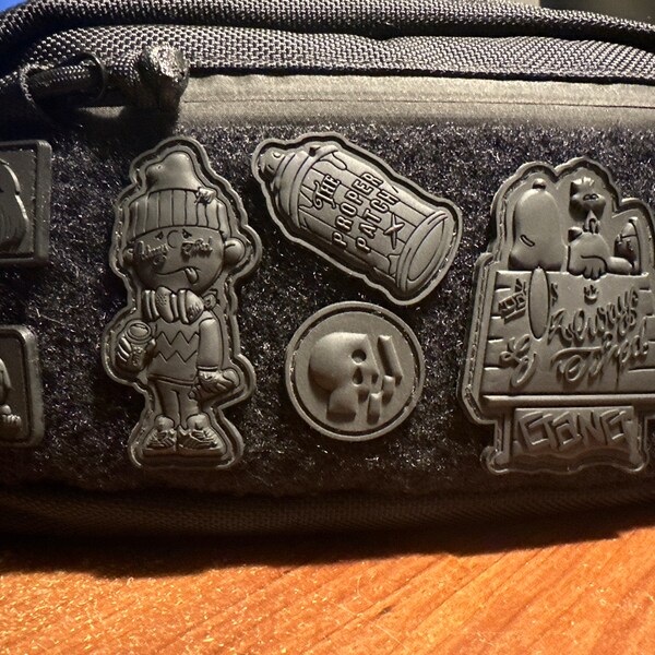 Toxic Can Murdered Out Mini Velcro RE Patch - Etsy