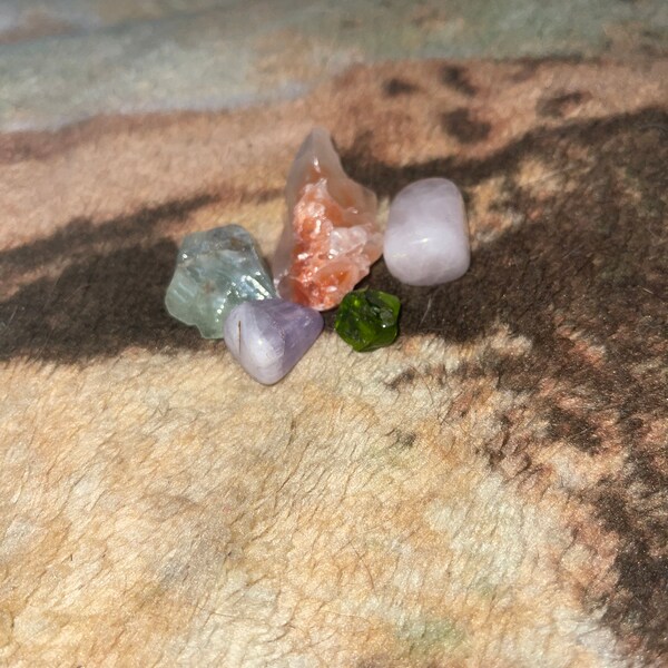 Tumbled Peridot, Full Moon Charged, Heart Chakra, Crystal Grid ...