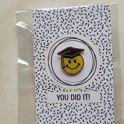 Graduation Enamel Pin Graduation Hat Smily Face University Token Gift ...