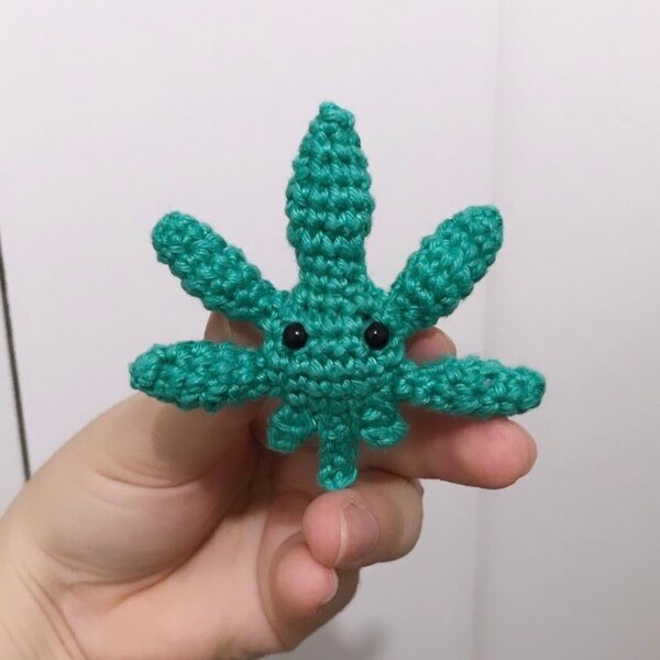 Boho Crochet Ouid Flower PATTERN - Weed Leaf Amigurumi, Crochet Pot ...
