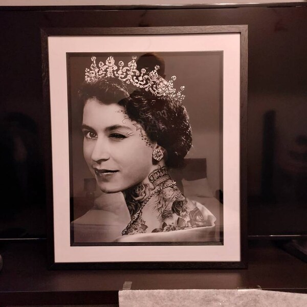 Punk Queen | Queen Elizabeth | Home Decor | Wall Art Print | Limited ...