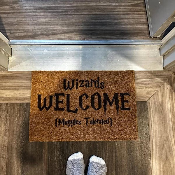 Welcome Friends | Friends TV Show | Funny Doormat | Friends Door Mat ...