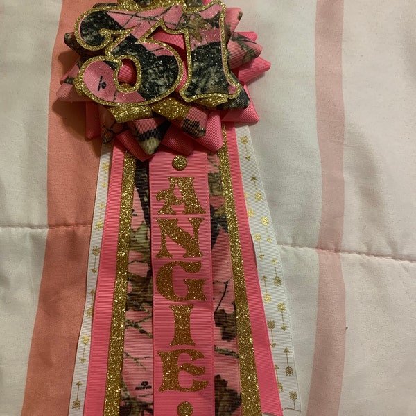 Custom Birthday Pins & Corsage, Birthday Pin, Birthday Party, Mum - Etsy