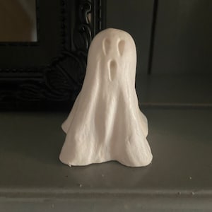 Mini Ghost Figurine - Etsy