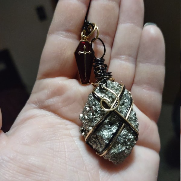 Silicon Carbide Dainty Wire Wrapped Crystal Necklace - Etsy