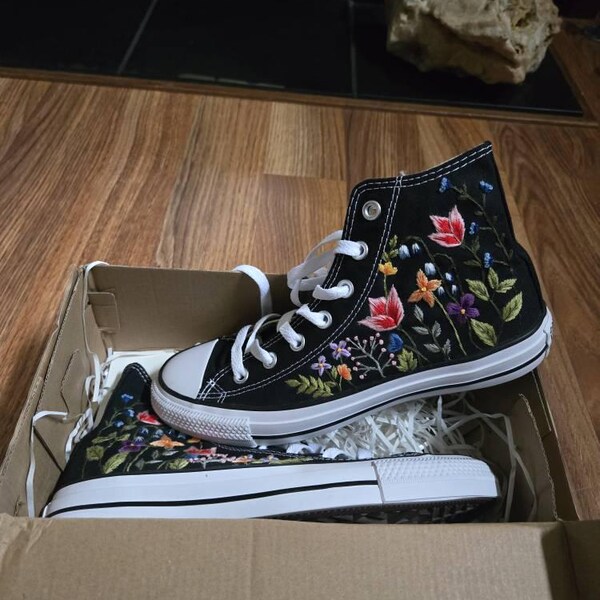 Embroidered Converse/ Converse Custom Constellation Embroidery ...