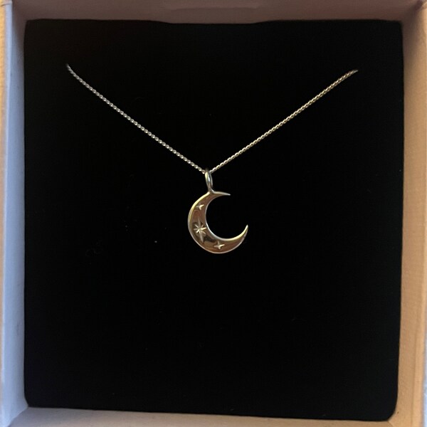 9ct Gold Star Engraved Ring, Celestial Gold Ring, Starry Ring Band ...