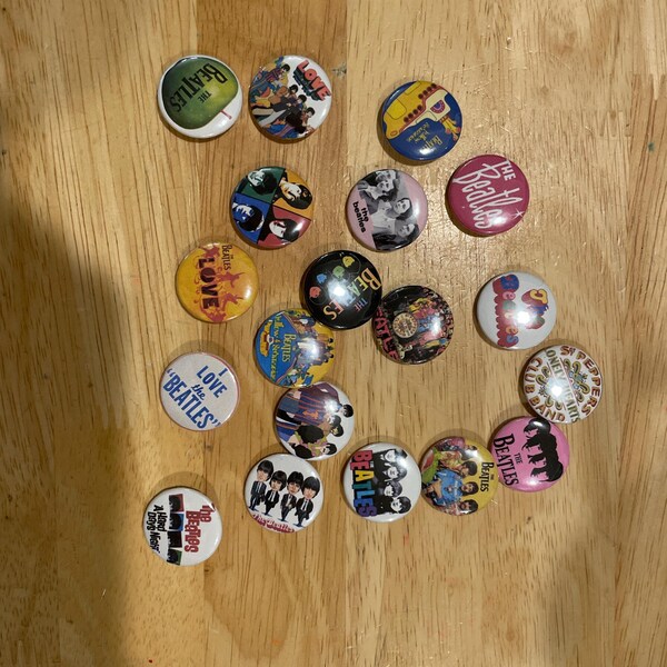 THE BEATLES 60s 70s Music Pinback Buttons Set of 30 Pins Classic Pop ...