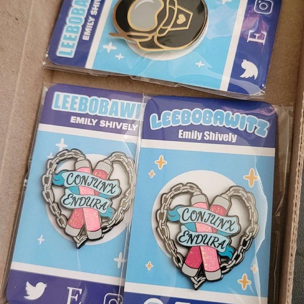 Heart Mini Pin | I Ship It! Fanfic Pin Collection - Etsy
