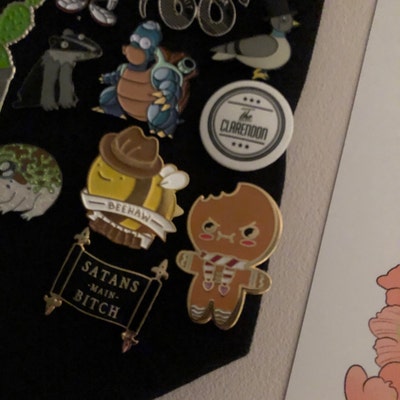 Angry Gingerbread Enamel Pin Hard Enamel Pin, Christmas Enamel Pin ...