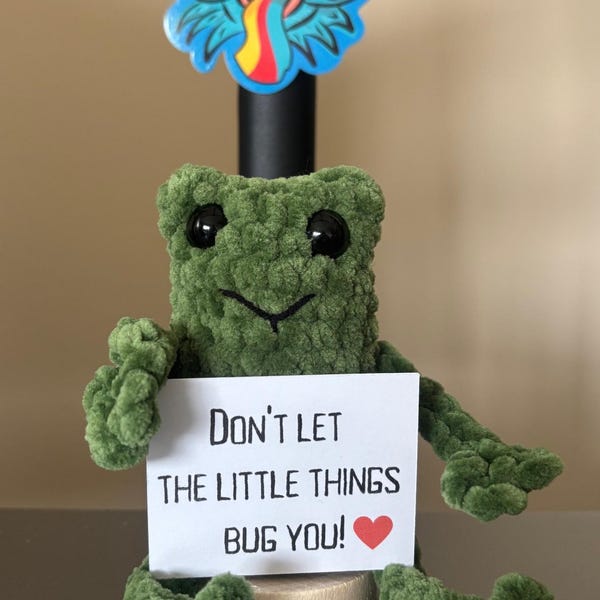 Emotional Support Frog, Crochet Frog Desk Buddy, Funny Coworker Leaving ...
