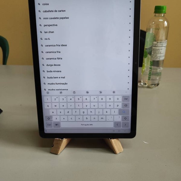 Glueless Cardboard Mini Easel Template: DIY Phone, Card, Photo Holder ...