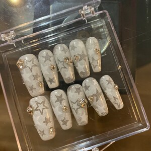 The Star of the Day Handmade Press on Nails - Etsy