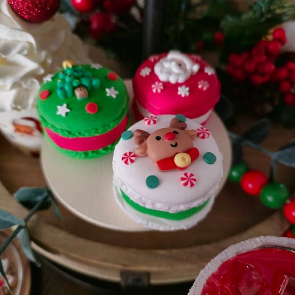 Fake Gingerbread Man Cupcake | Fake Christmas Cupcake | Fake Candy Cane ...