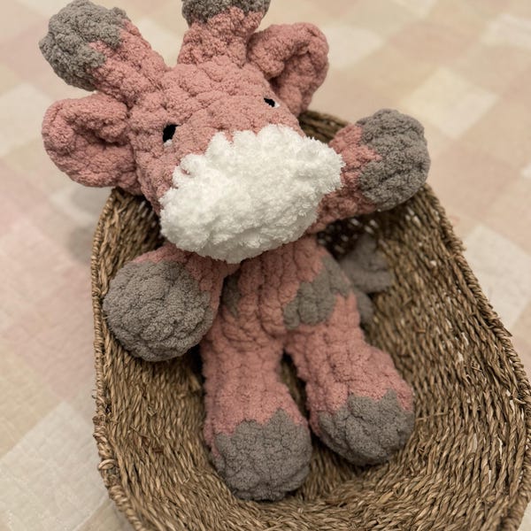 ARLO OTTER / Full Video Tutorial / Hand Knit Otter Snuggler / Hand Knit ...