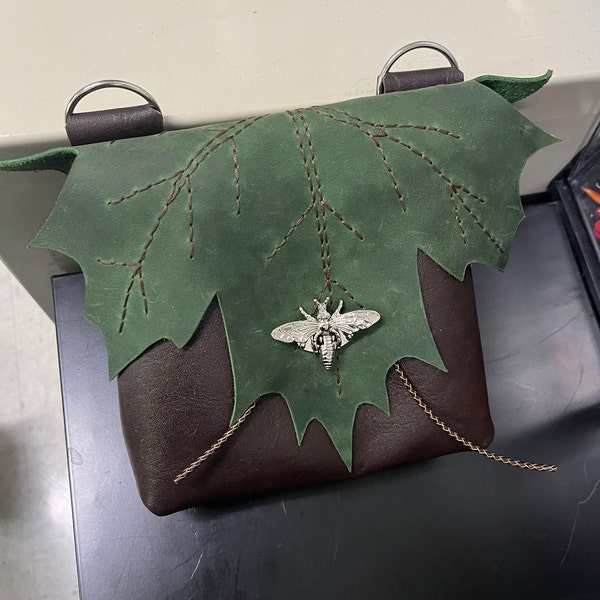The Original Maple Leaf Belt Bag Pattern Tutorial - Elven Hip Bag - DIY ...