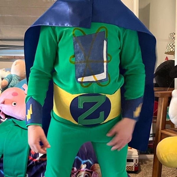Make Your Own Cape DIY Superhero Cape Decorating Kit. Super Hero Party ...