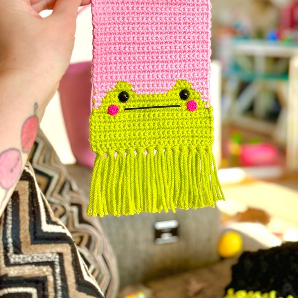 Frog Wall Hanging Crochet PATTERN, Crochet Home Decor, Wall Hanging ...