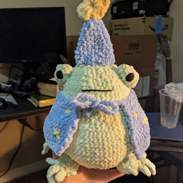 Jumbo Wizard Frog Crochet Pattern / Chunky Crochet Wizard Mage / US PDF ...