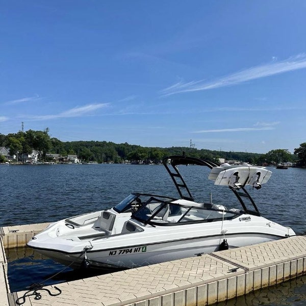 Wake Series Domed Boat Lettering White Center / Chrome Outline Raised ...