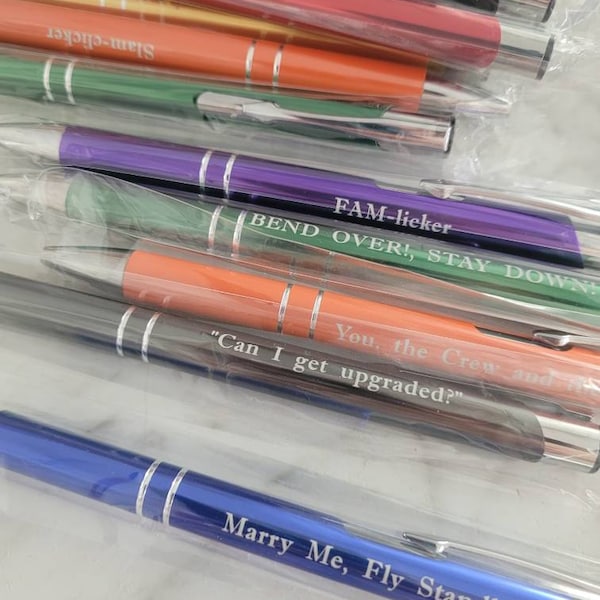 Wedding Pens | Custom & Engraved Name Favors for Guests, Bridal Party ...