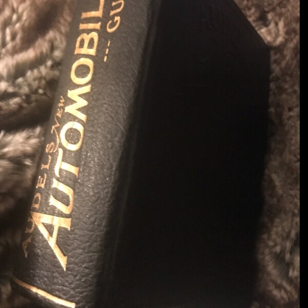 Signs and Symbols (1998) Their Design and Meaning by Adrian Frutiger ...