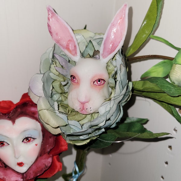 Alice in Wonderland (non) Talking Flowers "white Rabbit" Character ...