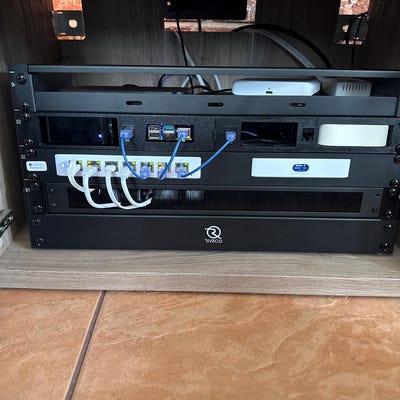 Logitech-squeezebox-crm66 Injection Molded Front and 3D Printed Rear ...