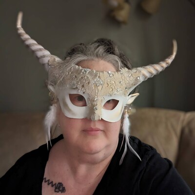 Masquerade Mask Half Face Mask Mouth Guard Jaw Mask With Rose Gold Lip ...