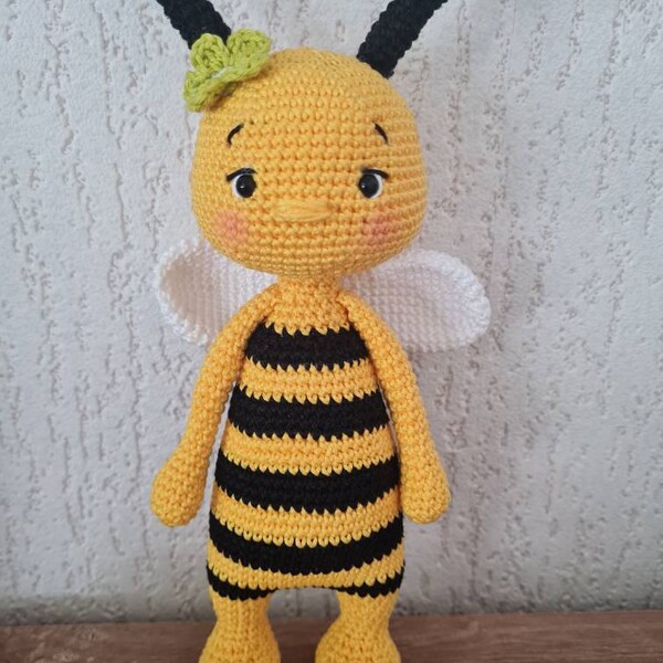 PDF Lily the Bee/crochet Pattern in English/polish/digital PRODUCT - Etsy