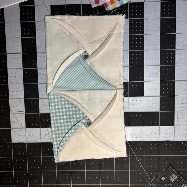 Quilt Pattern Pinwheel Surprise Quilt Block Pattern Wall Hanging -PDF ...