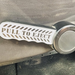 Jeep Wrangler pull to Eject Sticker - Etsy