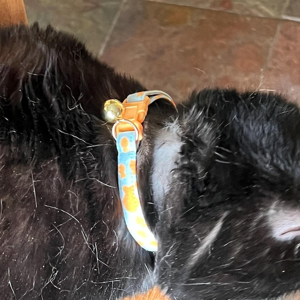Gold Fish Cat Collar With Bell and Charm, Blue Breakaway Cat Collar ...