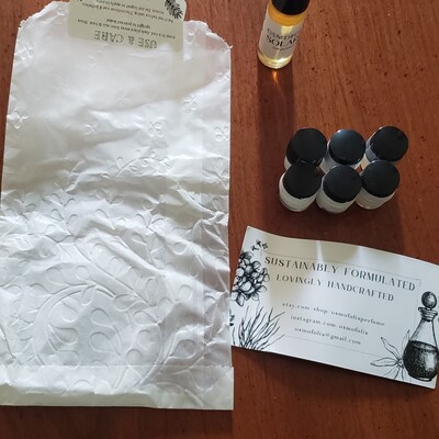 Vanilla White Tea Petrichor Perfume Oil cumulus Atmospheric Fragrance ...