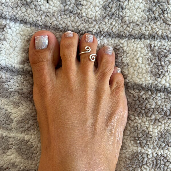 Adjustable Toe Ring, Boho Toe Jewelry, Dainty Silver Toe Ring, Hammered ...
